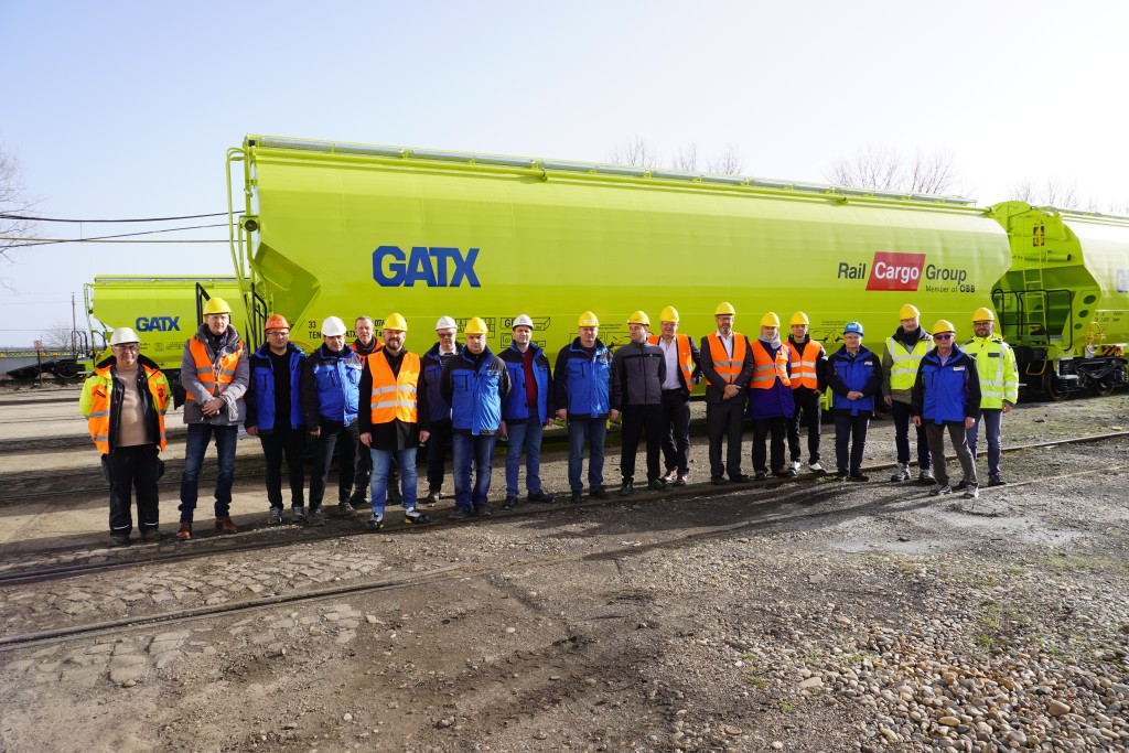 Dévoilement de notre nouveau type de wagon : Wagons céréalier de qualité pour le groupe ÖBB Rail ...