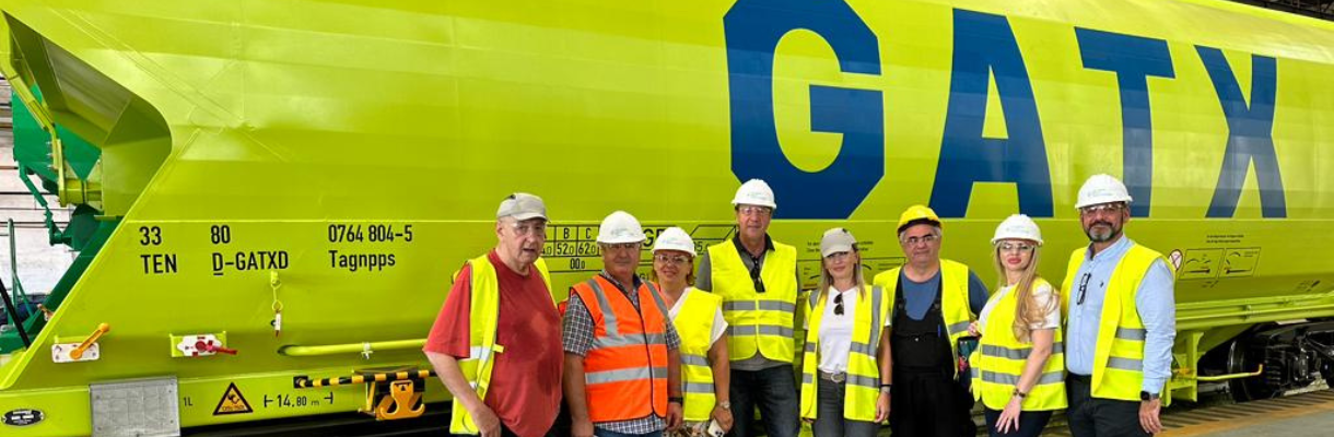 Delivering Grain Railcars to New Customer, Global Rail Solution SRL ...